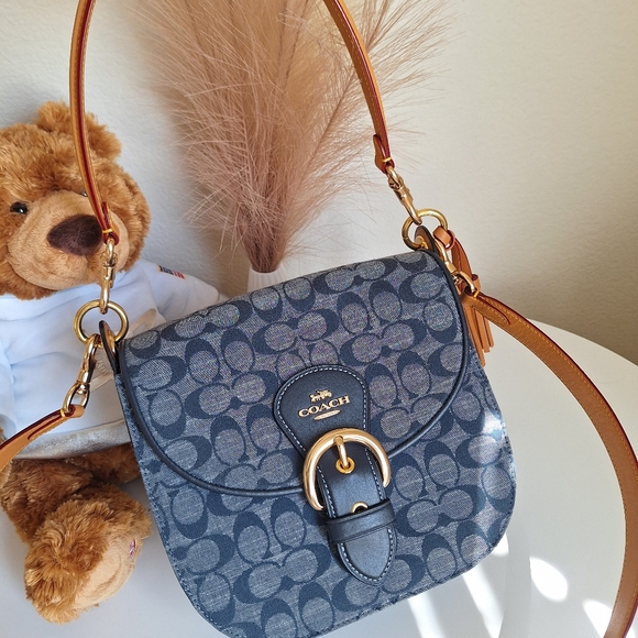 Coach | Bags | New Without Tag Coach Kleo Shoulder Bag 23 In Signature ...